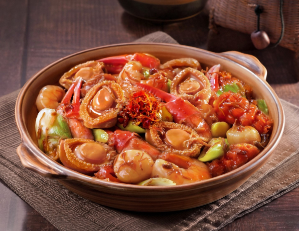 Braised Abalone with XO Sauce l Recipes l Lee Kum Kee Home | HONG KONG